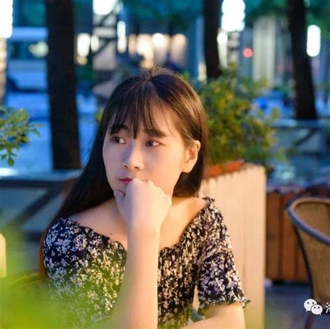 不要在乎别人的评价，只要对得起自己就行样子生活思想