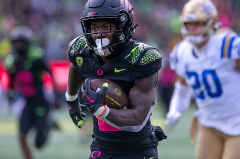 Rewinding Oregon Ducks 45 30 Victory Over Ucla Bruins