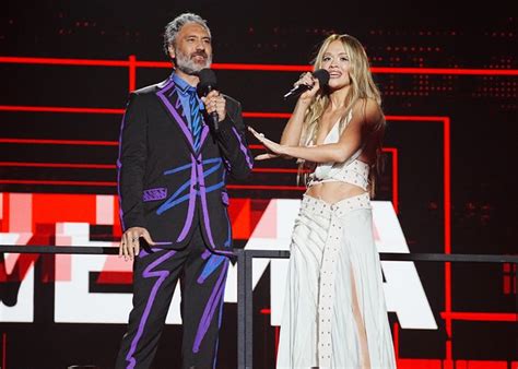 Rita Ora confirma que se casó con Taika Waititi la boda fue perfecta