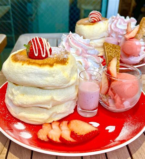 牛乳瓶 On Twitter Rt Sweetroad5 東京都北千住駅近くにあるお店「茶香」の、ホワイトチョコがけのふわっふわの