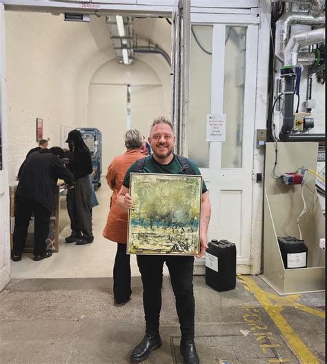Pictorul Bogdan Mihai Radu singurul român de la cea mai mare expoziţie de artă contemporană din