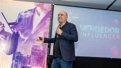 Leandro Branquinho Palestrante E Especialista Em Vendas Especialista