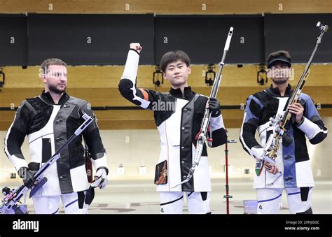 Chateauroux France 1st Aug 2024 Liu Yukun C Of China Celebrates Winning The 50m Rifle 3