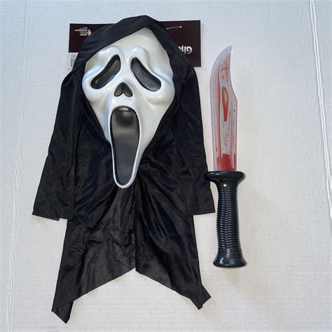 Scream 4 Ghostface Costume