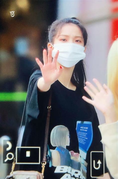 Clcyujin Yujin Clc Show Champion 200909 Era Helicopter © 𝐓𝐨 𝐭𝐡𝐞 𝐫𝐢𝐠𝐡𝐭𝐟𝐮𝐥 𝐨𝐰𝐧𝐞𝐫 Twitter