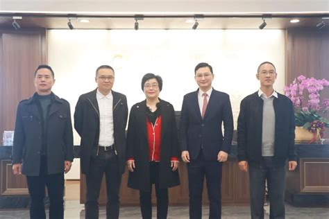 深化深江国际仲裁合作，助推江门经济社会高质量发展——芶晓彤同志带队到深国仲江门中心走访调研澎湃号·政务澎湃新闻 The Paper