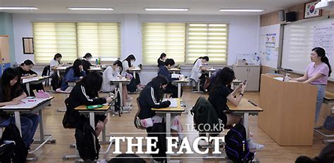 6월 수능모의평가 치르는 고3 학생들 Tf사진관 포토 기사 더팩트