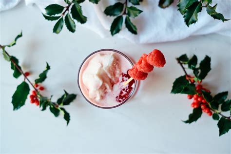 Rudolphs Raspberry Float Holiday Drink Horsing Around In Lahorsing