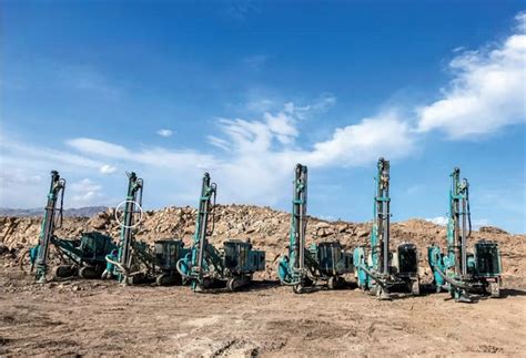China Discount Diesel Electric Dth Drilling Rig Manufacturers Factory