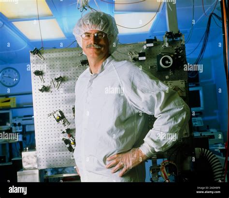 Dr Mark Schattenburg American Nanotechnology Researcher
