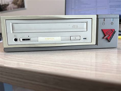 Dynatek SCSI CD ROM Drive External For Samplers Reverb