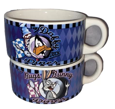 1998 Looney Tuneswarner Brosdaffy Duck And Bugs Bunnydiner Soup Mugs