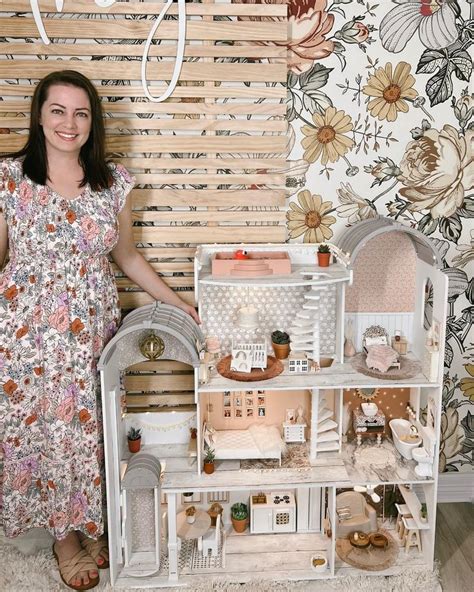 This Will Go Down In History As One Of The Most Amazing Dollhouse