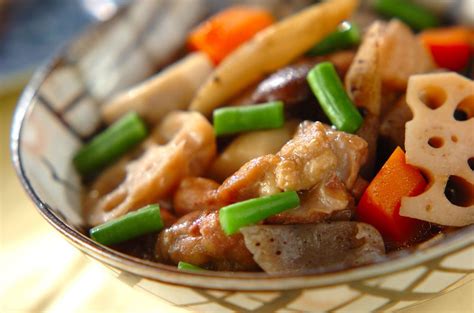 基本の筑前煮 ほっこり和食の定番（副菜） レシピ・作り方 【e・レシピ】料理のプロが作る簡単レシピ