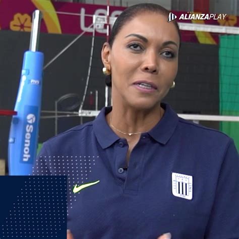 ¡𝙍𝙪𝙢𝙗𝙤 𝙖 𝙡𝙖 𝙜𝙡𝙤𝙧𝙞𝙖 💪🏽💙 📹 No Te Pierdas La Entrevista A Nuestra Jefa De