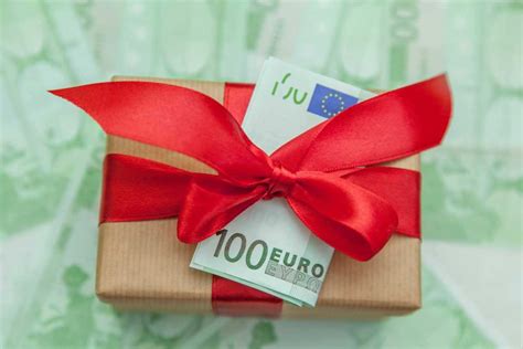 Bonus Natale A Chi Spetta A Quanto Ammonta E Come Ottenerlo