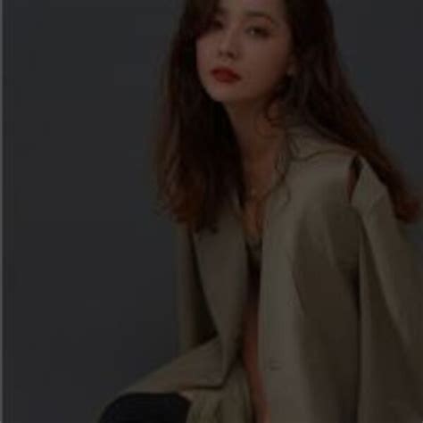 Bnt Photo 柳真拍攝bnt寫真 帥氣西裝外套襯托氛圍 Enews新聞網