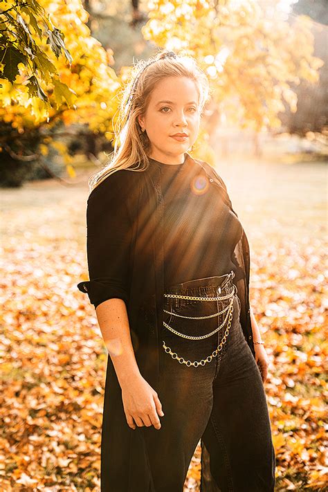 Harper Graes ‘dying On The Vine Is About Love But Not What You Think