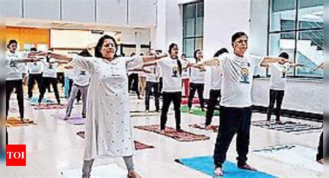 Docs And Cops Too Flex Muscles Lucknow News Times Of India