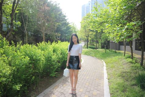 내일 날씨 24도 옷차림 가뿐하게 미니스커트 옷 코디 네이버 블로그