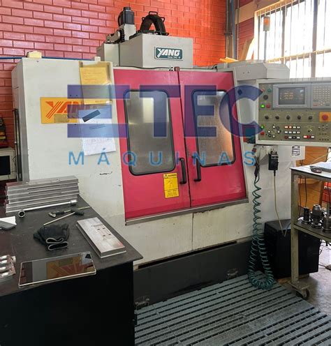 Centro de Usinagem Yang SMV 600 Etec Máquinas