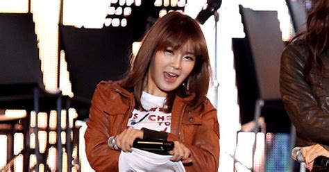 [포토]레인보우 조현영 아찔한 섹시 배꼽