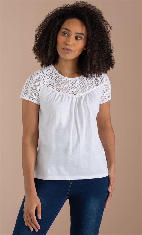 Lace Trim Jersey Top In White Klass