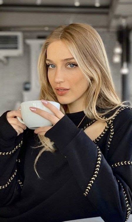 Pin De Vili Kandilarova Em Beautiesmix I ️ Ensaio Fotográfico De
