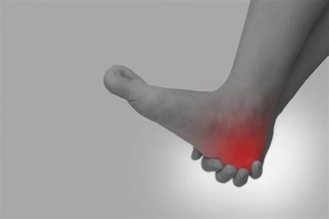 走路腳痛不知「腳中風」已上身 翁靠痠痛貼布撐5年拖到險截肢 Ettoday健康 Ettoday新聞雲