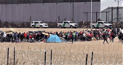 Title 8 Removals Outpace Title 42 Expulsions Along Southwest Border