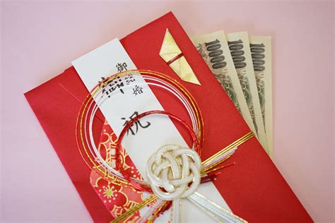 ご祝儀や結婚祝いの相場は？関係性ごとの金額やマナーなどを解説 東京の結婚式・結婚式場 ホテル椿山荘東京【公式】