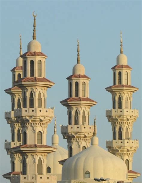 Al Usman Masjid In Kuwait Kuwait City Mosque Beautiful Mosques