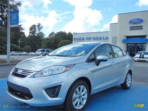 2013 Ingot Silver Ford Fiesta Se Sedan 71744612 Photo 6 Gtcarlot