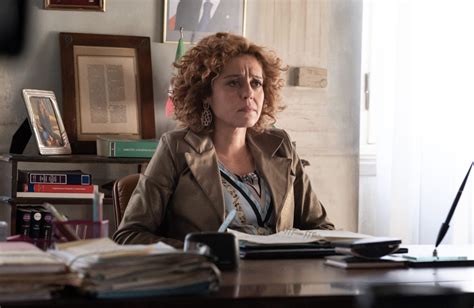 Imma Tataranni Ultima Puntata Cast Episodi E Anticipazioni Della Fiction Con Vanessa Scalera