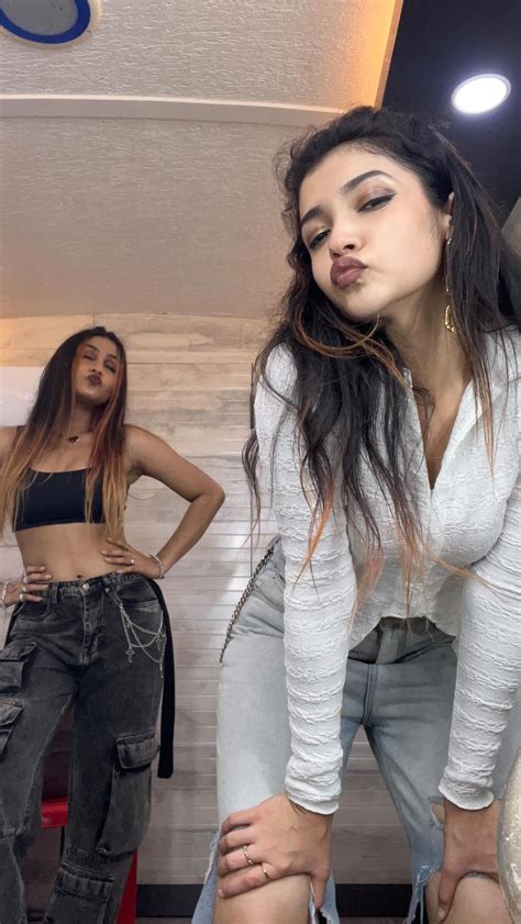 Varsha Devnani Namak Ishq Kahaaiiiiiii😌 Too Late To The Trendbut Who Cares🤪