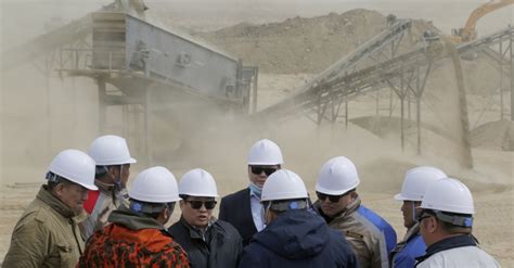 ЗТХ ИЙН САЙД Б ЭНХ АМГАЛАН БАЙДРАГИЙН ГҮҮР АЛТАЙ ЧИГЛЭЛИЙН АВТО ЗАМЫН АЖИЛТАЙ ТАНИЛЦЛАА