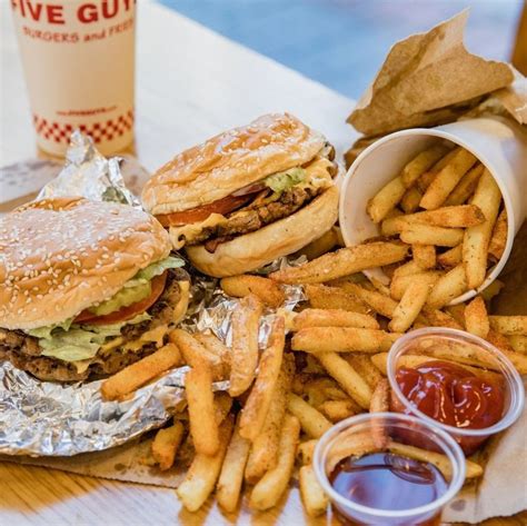 26일 한국에 상륙하는 파이브가이즈 가격 유출