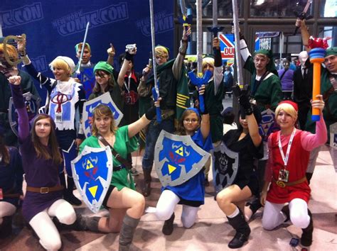 Zelda Cosplay Meet Up From Nycc 2012 Im The One With The Poncho R