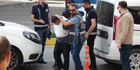 Eski Eşini Öldüren Cinayet Zanlısı Adliyede