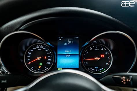 Pre Owned Mercedes Benz C 200 Progressive 1