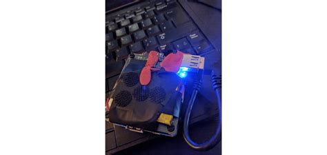 Smartwatch Caseiro Roda Em Raspberry Pi Com Sistema Operacional Windows 98 Tecmundo Smartwatch Caseiro Roda Em Raspberry Pi Com Sistema Operacional Windows 98 Tecmundo