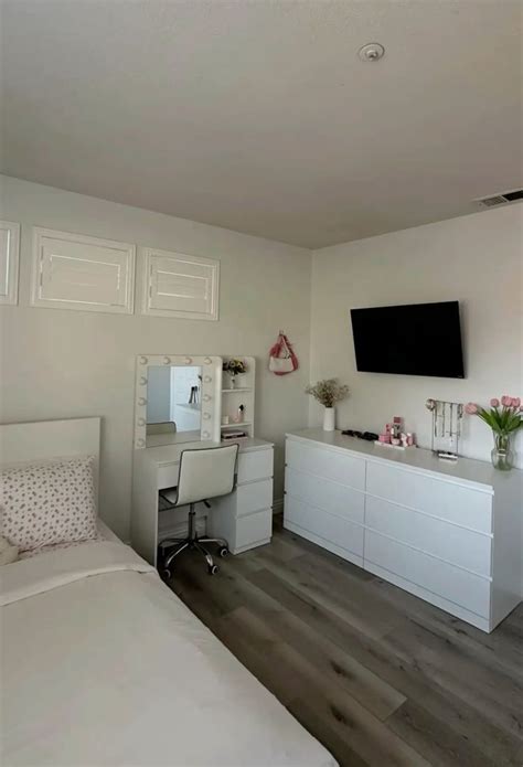 Pin By Letícia Momdjian Dos Santos On Quarto In 2025 Bedroom Makeover