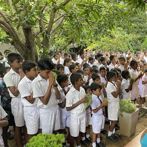 සිසු විරු විද්‍යාලය ගොරකාන Youtube