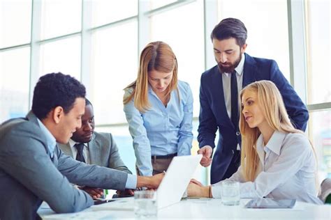 Qué es la comunicación empresarial Demadi