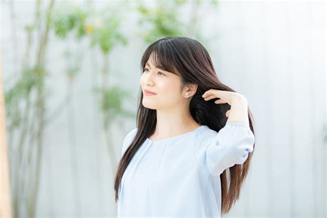 大人世代は髪の印象が重要若々しいツヤ髪になるためのヘアケアポイント ESSEonlineエッセ オンライン