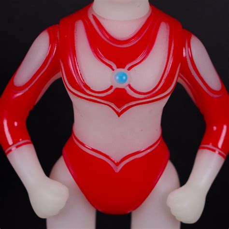 ソフビマルサン帰ってきたウルトラマン（蓄光）｜墓場の画廊online Store