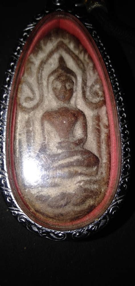 ขุนแผนไไข่ผ่าซีกหลวงพ่อกวย Ennxo