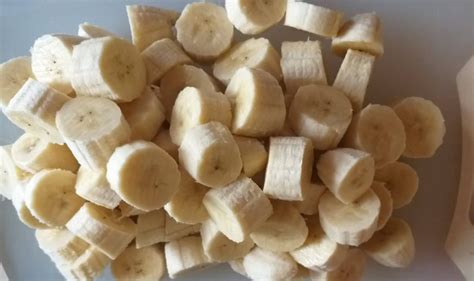 Oko Banana Kola Pecina Posla