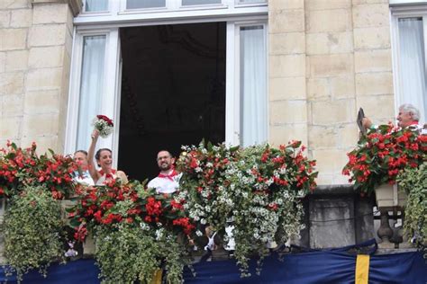 Vidéo Fêtes De Bayonne 2019 Le Deuxième Réveil Du Roi Léon échappe à