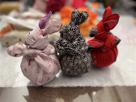 風呂敷包みのレッスンを埼玉ラッピング自宅教室で行いました。 ラッピングコーディネーター持木直子のラッピングのススメ